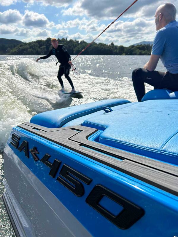Lakes Wakesurf Windermere | Wakesurfing & Water Sports on Lake Windermere