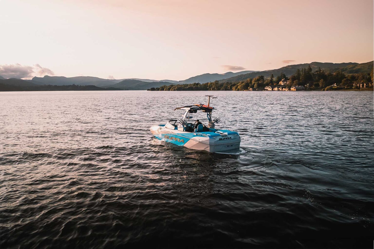 Sunrise Wakesurfing on Lake Windermere | Lakes Wakesurf